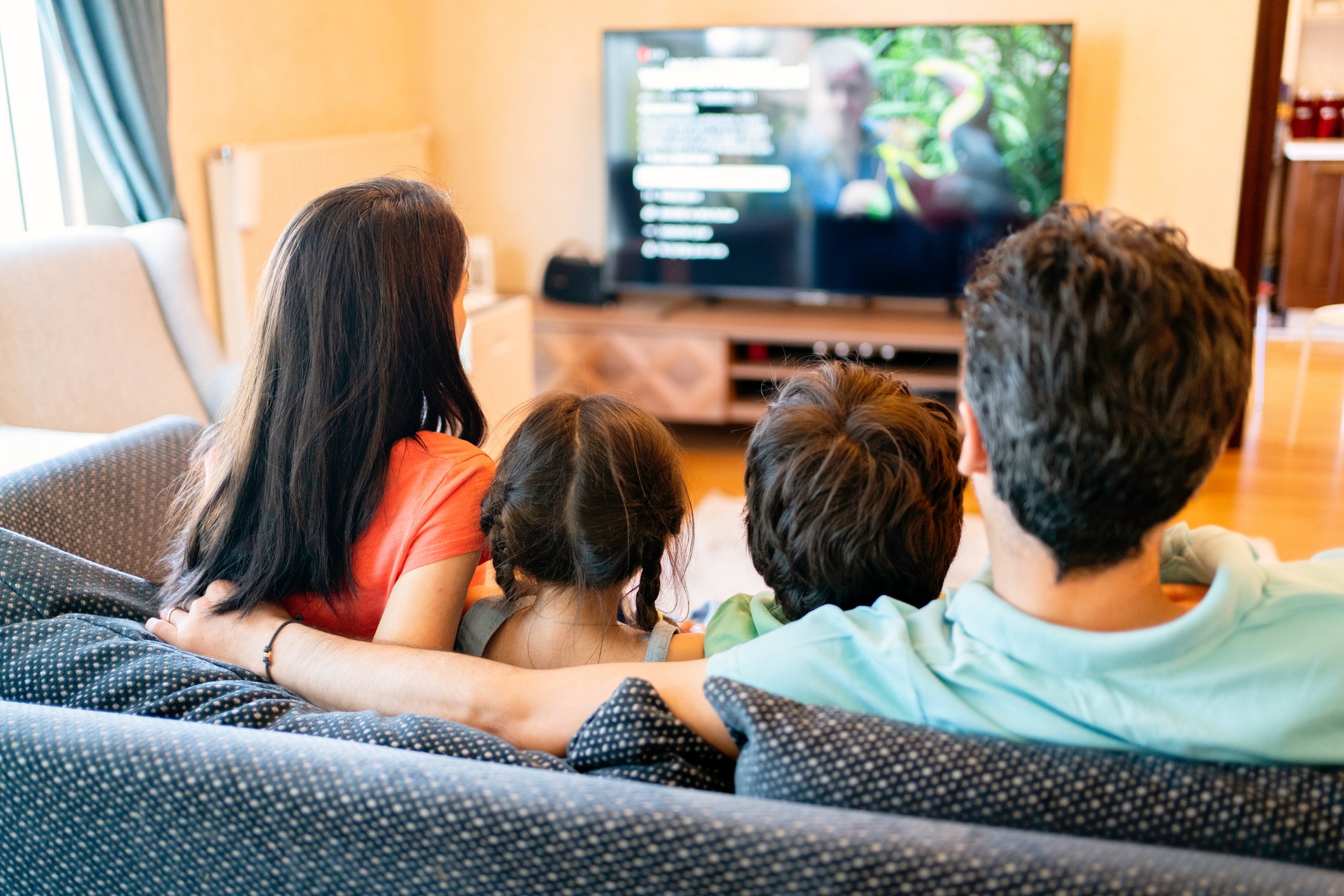 Is a Bulk Cable TV Contract Right for My HOA?